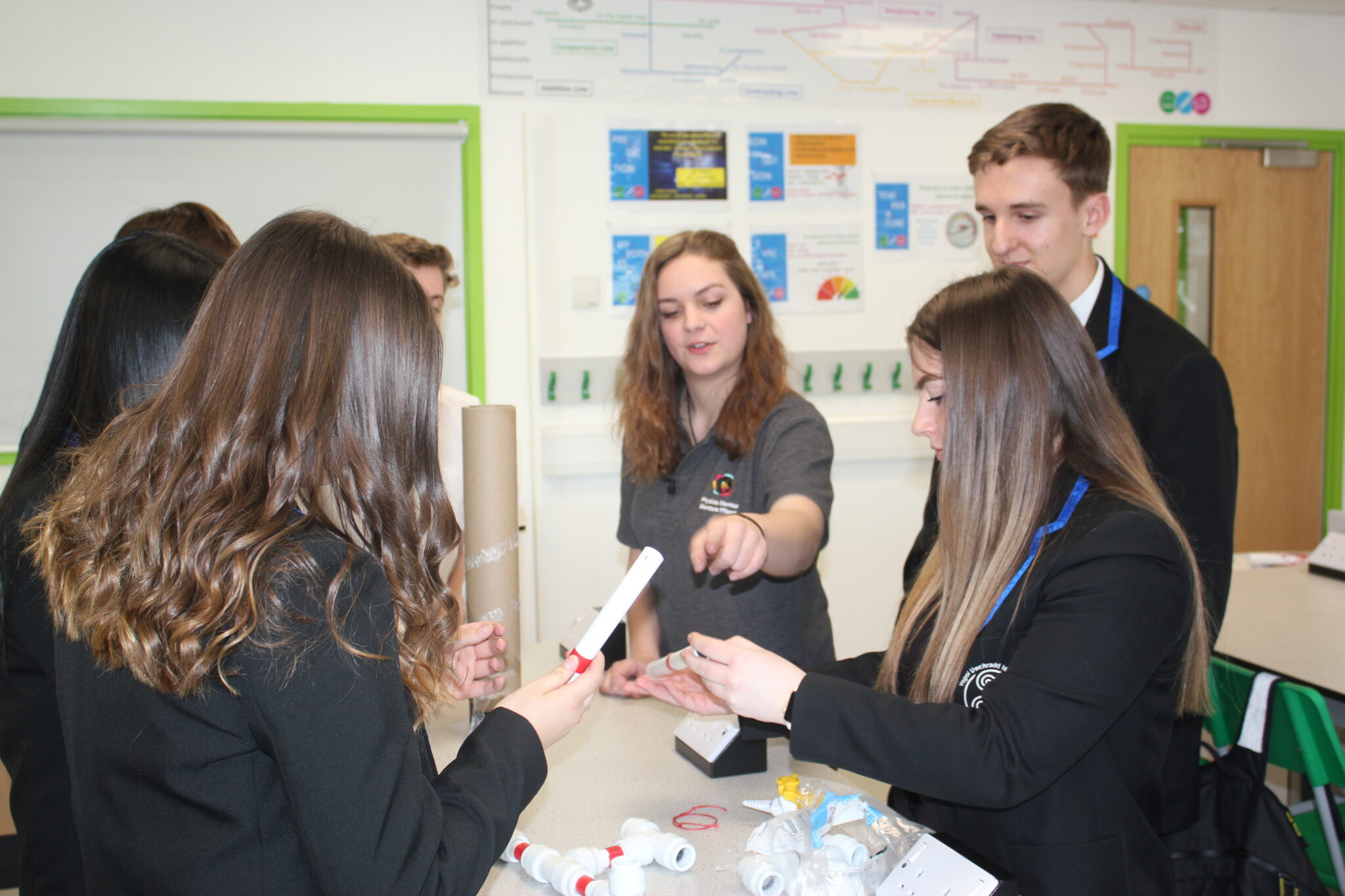 Fy mhrofiad fel Mentor Ffiseg - Physics Mentoring